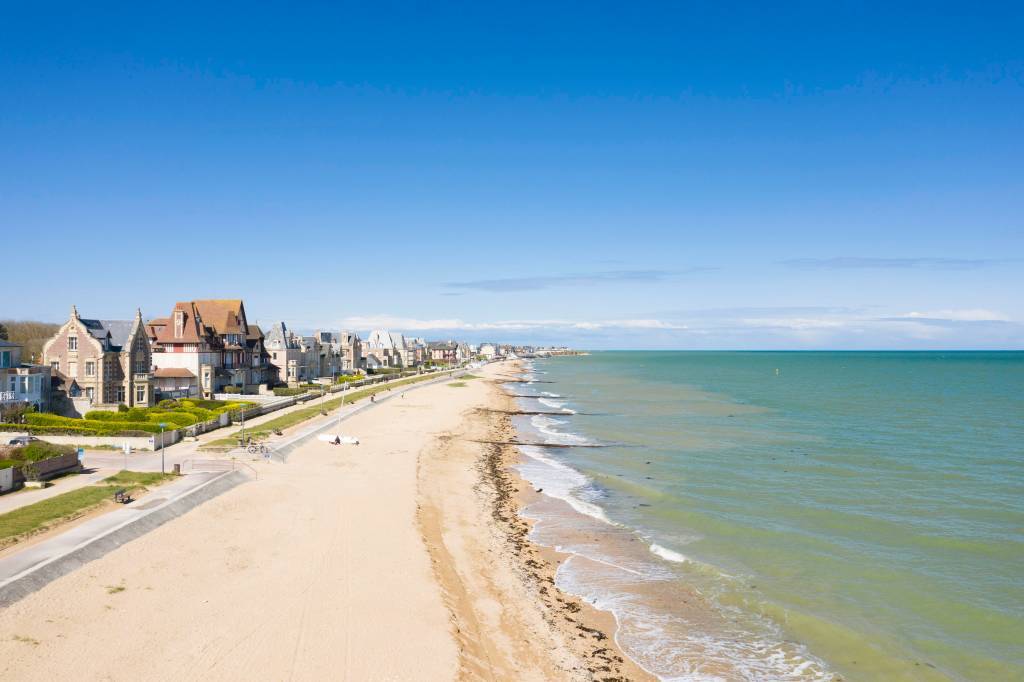 Sword Beach: the landing beach | Hotel Le Moderne